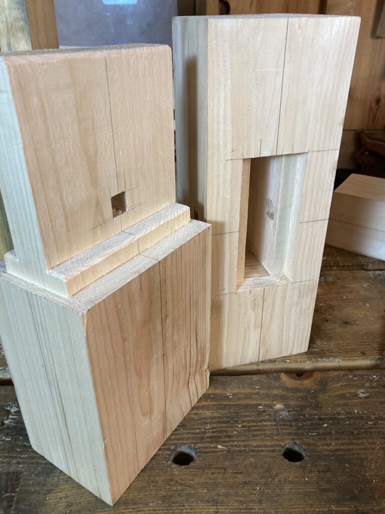 Timber frame class Beginner - Mr.Chickadee